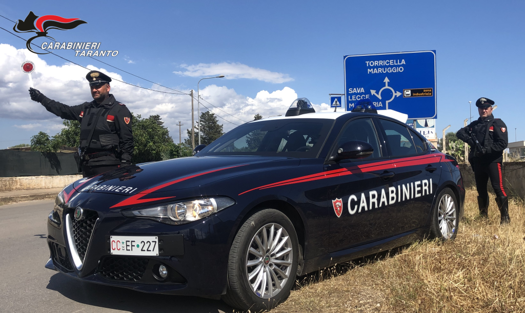 Sava, arrestato 26enne per atti persecutori e possesso di arma bianca